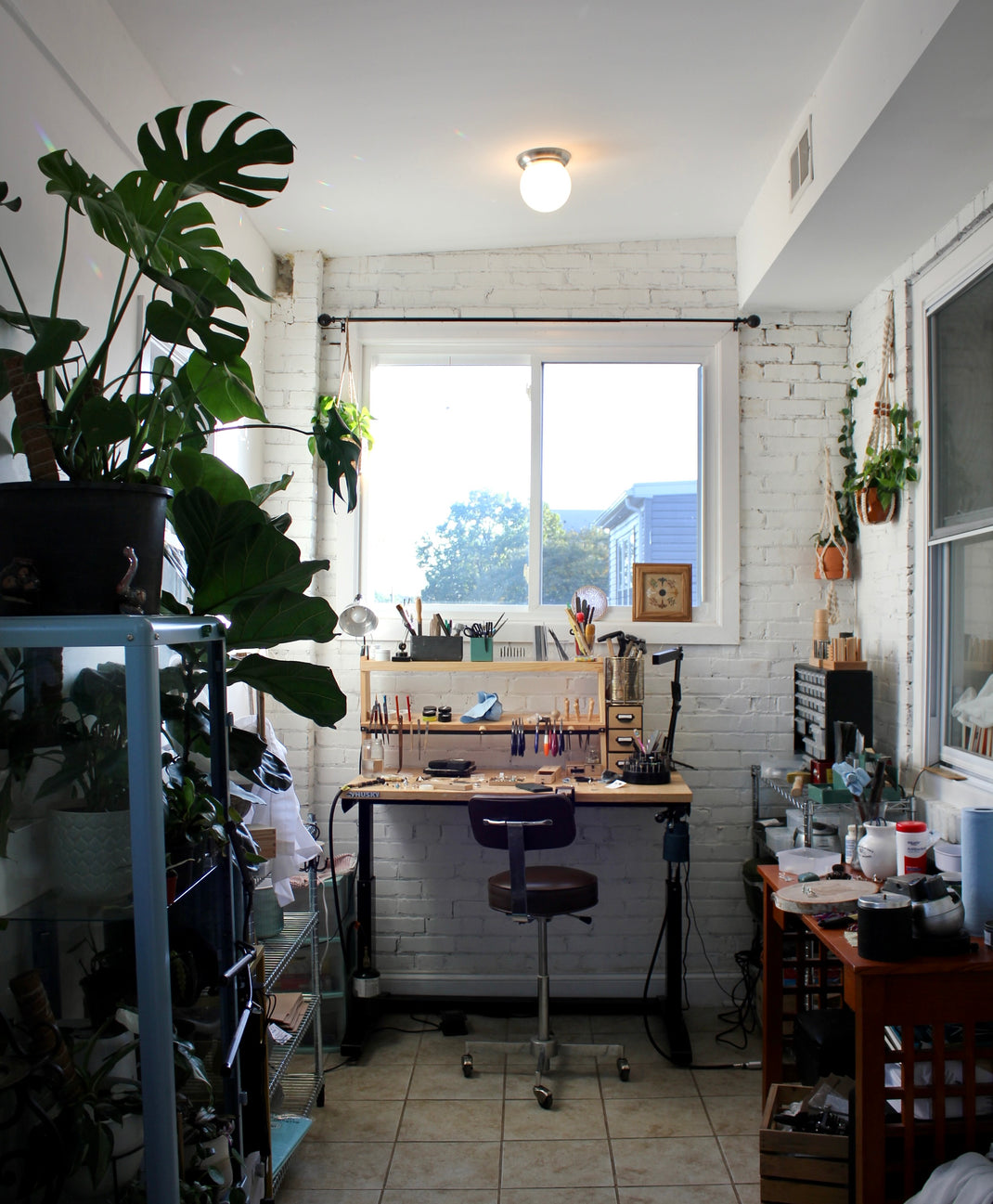 About – molten earth